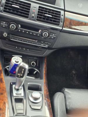 Grey BMW X5 2009 in Klaipeda, with an engine capacity of 4.80 L and mileage of 191 thousand km for 3700 €, photo 10 on AUTOMOTO.COM.LV