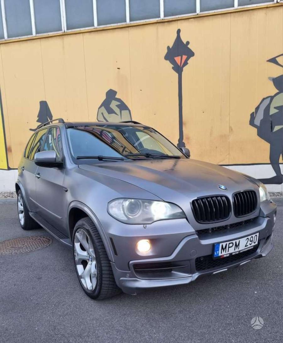 Pelēks BMW X5 2009 Viļņa, ar dzinēja tilpumu 2.99 L un nobraukumu 355 tūkst. km par 6399 €, foto 7 vietnē AUTOMOTO.COM.LV