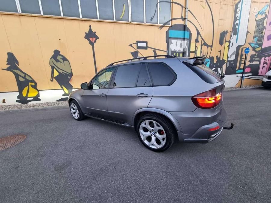 Pelēks BMW X5 2009 Viļņa, ar dzinēja tilpumu 2.99 L un nobraukumu 355 tūkst. km par 6399 €, foto 8 vietnē AUTOMOTO.COM.LV