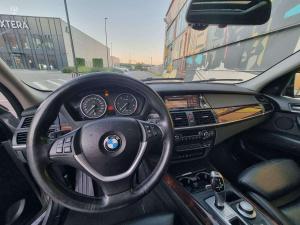 Pelēks BMW X5 2009 Viļņa, ar dzinēja tilpumu 2.99 L un nobraukumu 355 tūkst. km par 6399 €, foto 19 vietnē AUTOMOTO.COM.LV