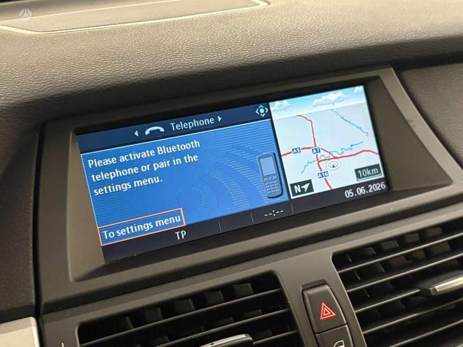 Grey BMW X5 2009 in Marijampole, with an engine capacity of 2.99 L and mileage of 222 thousand km for 9350 €, photo 12 on AUTOMOTO.COM.LV