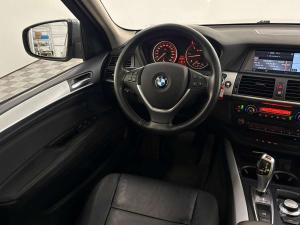 Grey BMW X5 2009 in Marijampole, with an engine capacity of 2.99 L and mileage of 222 thousand km for 9350 €, photo 14 on AUTOMOTO.COM.LV