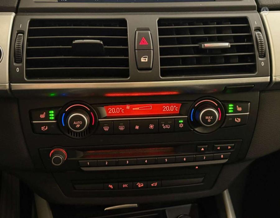 Grey BMW X5 2009 in Marijampole, with an engine capacity of 2.99 L and mileage of 222 thousand km for 9350 €, photo 24 on AUTOMOTO.COM.LV