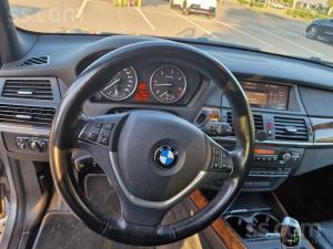 Pelēks BMW X5 2009 Rīga, ar dzinēja tilpumu 3.00 L un nobraukumu 297 tūkst. km par 8750 €, foto 14 vietnē AUTOMOTO.COM.LV