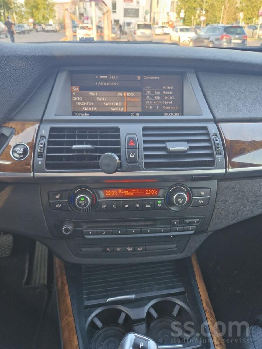 Pelēks BMW X5 2009 Rīga, ar dzinēja tilpumu 3.00 L un nobraukumu 297 tūkst. km par 8750 €, foto 15 vietnē AUTOMOTO.COM.LV