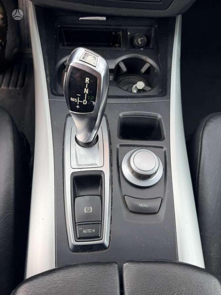 Pelēks BMW X5 2009 Tauragė, ar dzinēja tilpumu 2.99 L un nobraukumu 200 tūkst. km par 5499 €, foto 22 vietnē AUTOMOTO.COM.LV