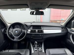 Pelēks BMW X5 2009 Tauragė, ar dzinēja tilpumu 2.99 L un nobraukumu 200 tūkst. km par 5499 €, foto 23 vietnē AUTOMOTO.COM.LV