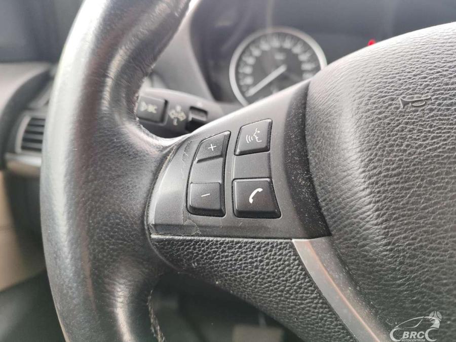 Grey BMW X5 2009 in Klaipeda, with an engine capacity of 2.99 L and mileage of 390 thousand km for 7200 €, photo 25 on AUTOMOTO.COM.LV