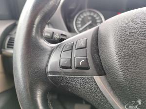 Grey BMW X5 2009 in Klaipeda, with an engine capacity of 2.99 L and mileage of 390 thousand km for 7200 €, photo 24 on AUTOMOTO.COM.LV
