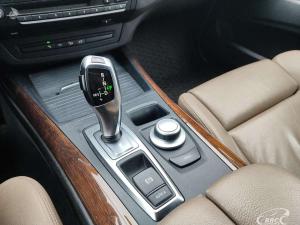Grey BMW X5 2009 in Klaipeda, with an engine capacity of 2.99 L and mileage of 390 thousand km for 7200 €, photo 38 on AUTOMOTO.COM.LV