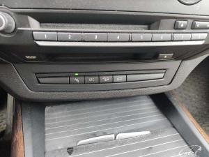 Grey BMW X5 2009 in Klaipeda, with an engine capacity of 2.99 L and mileage of 390 thousand km for 7200 €, photo 41 on AUTOMOTO.COM.LV