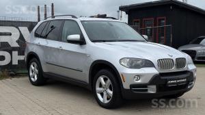 Pelēks BMW X5 2009 Liepāja, ar dzinēja tilpumu 3.00 L un nobraukumu 393 tūkst. km par 7500 €, foto 3 vietnē AUTOMOTO.COM.LV