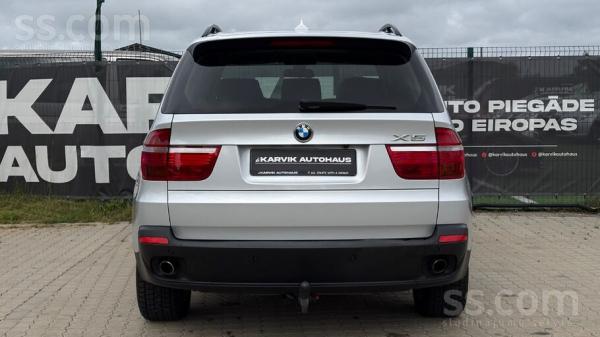Pelēks BMW X5 2009 Liepāja, ar dzinēja tilpumu 3.00 L un nobraukumu 393 tūkst. km par 7500 €, foto 5 vietnē AUTOMOTO.COM.LV