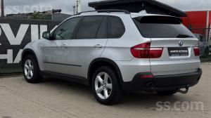 Pelēks BMW X5 2009 Liepāja, ar dzinēja tilpumu 3.00 L un nobraukumu 393 tūkst. km par 7500 €, foto 7 vietnē AUTOMOTO.COM.LV
