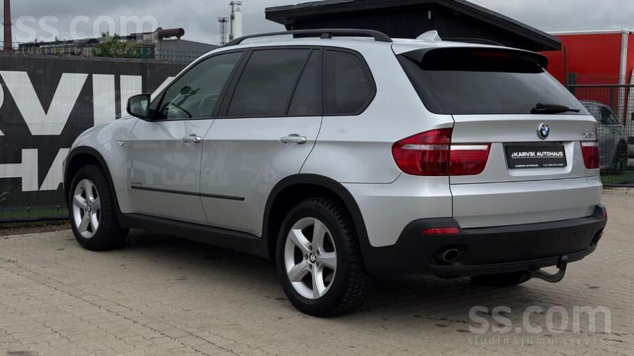 Pelēks BMW X5 2009 Liepāja, ar dzinēja tilpumu 3.00 L un nobraukumu 393 tūkst. km par 7500 €, foto 7 vietnē AUTOMOTO.COM.LV
