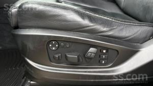 Pelēks BMW X5 2009 Liepāja, ar dzinēja tilpumu 3.00 L un nobraukumu 393 tūkst. km par 7500 €, foto 12 vietnē AUTOMOTO.COM.LV