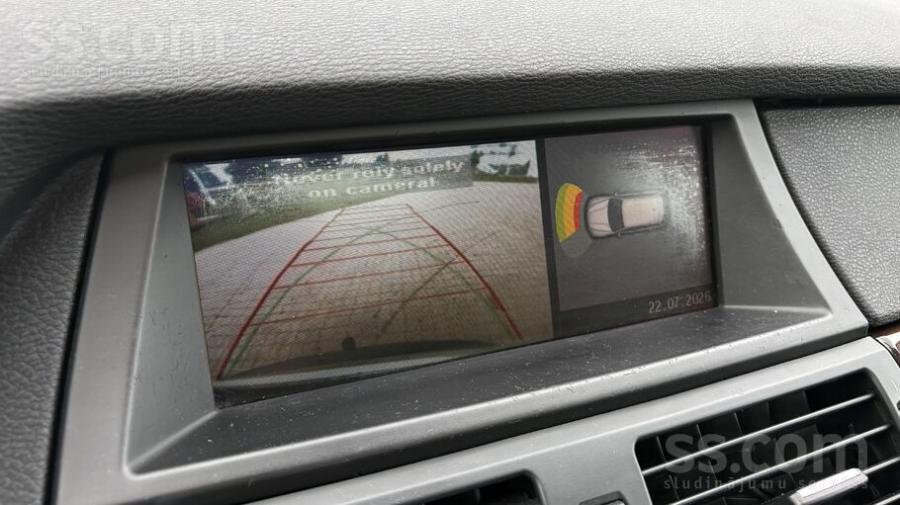 Pelēks BMW X5 2009 Liepāja, ar dzinēja tilpumu 3.00 L un nobraukumu 393 tūkst. km par 7500 €, foto 16 vietnē AUTOMOTO.COM.LV