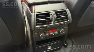 Pelēks BMW X5 2009 Liepāja, ar dzinēja tilpumu 3.00 L un nobraukumu 393 tūkst. km par 7500 €, foto 27 vietnē AUTOMOTO.COM.LV