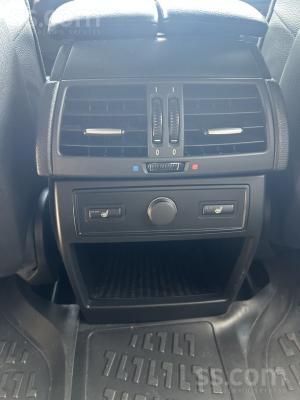 Pelēks BMW X5 2009 Rīga, ar dzinēja tilpumu 3.00 L un nobraukumu 300 tūkst. km par 10850 €, foto 16 vietnē AUTOMOTO.COM.LV