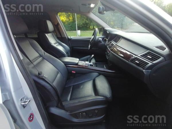 Серый БМВ Х5 2009 в Тукумс, объемом двигателя 3.00 л и пробегом 333 тыс. км за 9250 €, фото 5 на AUTOMOTO.COM.LV