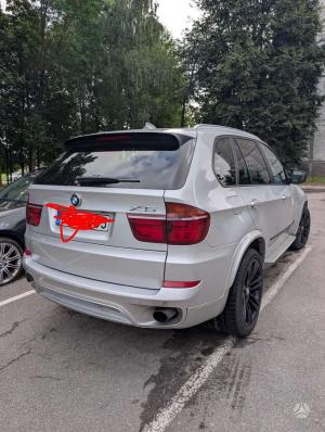 Pelēks BMW X5 2009 Kauņa, ar dzinēja tilpumu 3.50 L un nobraukumu 245 tūkst. km par 9000 €, foto  vietnē AUTOMOTO.COM.LV