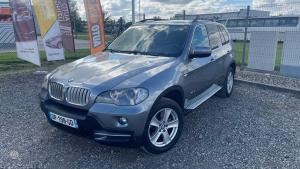 Grey BMW X5 2009 in Marijampole, with an engine capacity of 2.99 L and mileage of 222 thousand km for 8550 €, photo 7 on AUTOMOTO.COM.LV