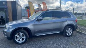 Grey BMW X5 2009 in Marijampole, with an engine capacity of 2.99 L and mileage of 222 thousand km for 8550 €, photo 8 on AUTOMOTO.COM.LV