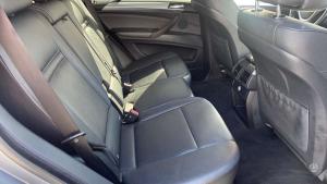 Grey BMW X5 2009 in Marijampole, with an engine capacity of 2.99 L and mileage of 222 thousand km for 8550 €, photo 20 on AUTOMOTO.COM.LV