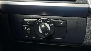 Grey BMW X5 2009 in Marijampole, with an engine capacity of 2.99 L and mileage of 222 thousand km for 8550 €, photo 22 on AUTOMOTO.COM.LV
