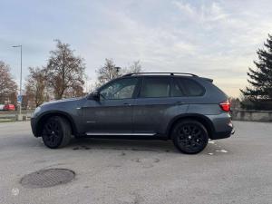 Grey BMW X5 2010 in Alytus, with an engine capacity of 2.98 L and mileage of 246 thousand km for 5500 €, photo 5 on AUTOMOTO.COM.LV