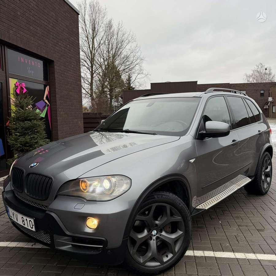 Grey BMW X5 2010 in Kaisiadorys, with an engine capacity of 3.00 L and mileage of 358 thousand km for 7650 €, photo 16 on AUTOMOTO.COM.LV