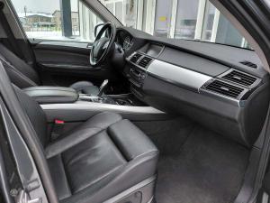 Pelēks BMW X5 2010 Viļņa, ar dzinēja tilpumu 2.99 L un nobraukumu 314 tūkst. km par 9800 €, foto 13 vietnē AUTOMOTO.COM.LV