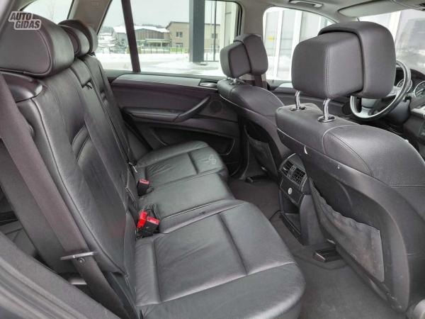 Pelēks BMW X5 2010 Viļņa, ar dzinēja tilpumu 3.00 L un nobraukumu 314 tūkst. km par 9800 €, foto 10 vietnē AUTOMOTO.COM.LV