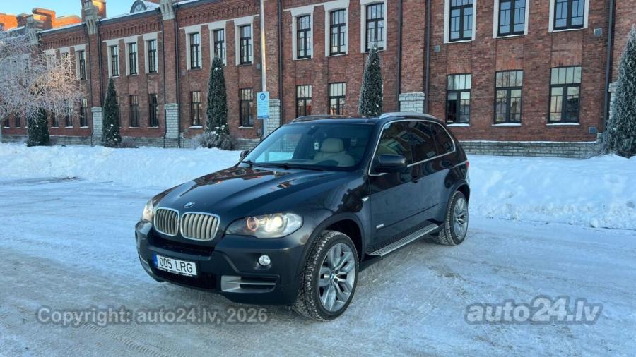 Pelēks BMW X5 2010 Tallina, ar dzinēja tilpumu 3.00 L un nobraukumu 229 tūkst. km par 13500 €, foto 1 vietnē AUTOMOTO.COM.LV