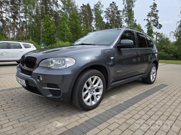 Серый БМВ Х5 2010 в Елгава, объемом двигателя 3.00 л и пробегом 306 тыс. км за 9850 €, фото 3 на AUTOMOTO.COM.LV