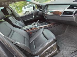Pelēks BMW X5 2010 Jelgava, ar dzinēja tilpumu 3.00 L un nobraukumu 306 tūkst. km par 9850 €, foto 9 vietnē AUTOMOTO.COM.LV