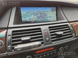 Pelēks BMW X5 2010 Jelgava, ar dzinēja tilpumu 3.00 L un nobraukumu 306 tūkst. km par 9850 €, foto 22 vietnē AUTOMOTO.COM.LV