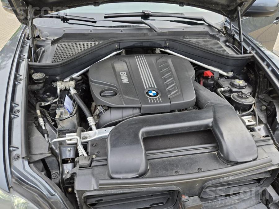 Pelēks BMW X5 2010 Jelgava, ar dzinēja tilpumu 3.00 L un nobraukumu 306 tūkst. km par 9850 €, foto 23 vietnē AUTOMOTO.COM.LV