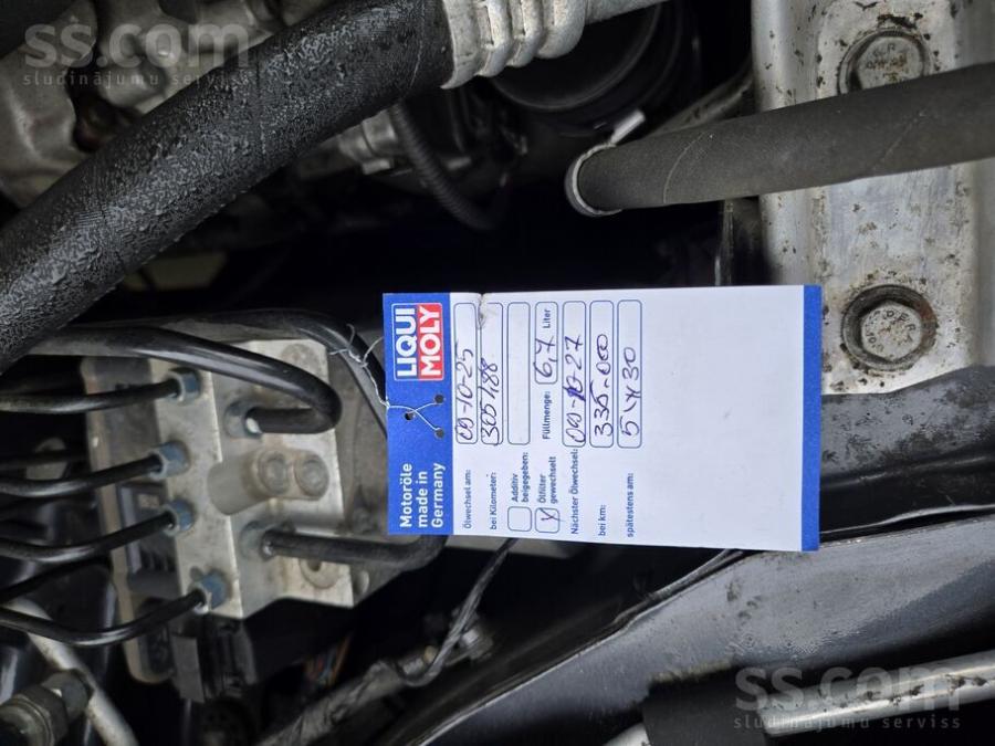 Pelēks BMW X5 2010 Jelgava, ar dzinēja tilpumu 3.00 L un nobraukumu 306 tūkst. km par 9850 €, foto 24 vietnē AUTOMOTO.COM.LV