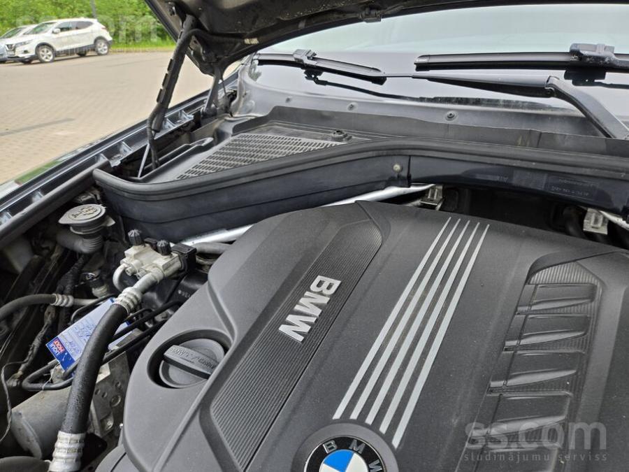 Pelēks BMW X5 2010 Jelgava, ar dzinēja tilpumu 3.00 L un nobraukumu 306 tūkst. km par 9850 €, foto 25 vietnē AUTOMOTO.COM.LV