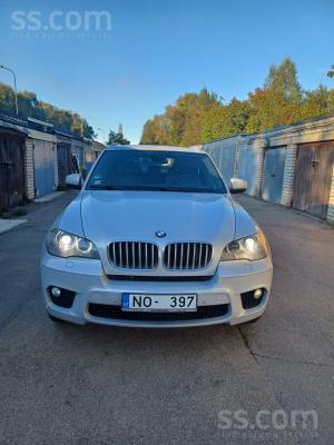 Pelēks BMW X5 2010 Rīga, ar dzinēja tilpumu 3.00 L un nobraukumu 272 tūkst. km par 10000 €, foto 3 vietnē AUTOMOTO.COM.LV