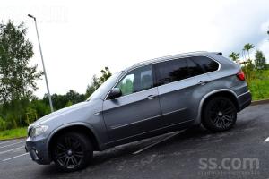 Pelēks BMW X5 2010 Rīga, ar dzinēja tilpumu 3.00 L un nobraukumu 358 tūkst. km par 12490 €, foto 5 vietnē AUTOMOTO.COM.LV