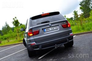 Pelēks BMW X5 2010 Rīga, ar dzinēja tilpumu 3.00 L un nobraukumu 358 tūkst. km par 12490 €, foto 7 vietnē AUTOMOTO.COM.LV