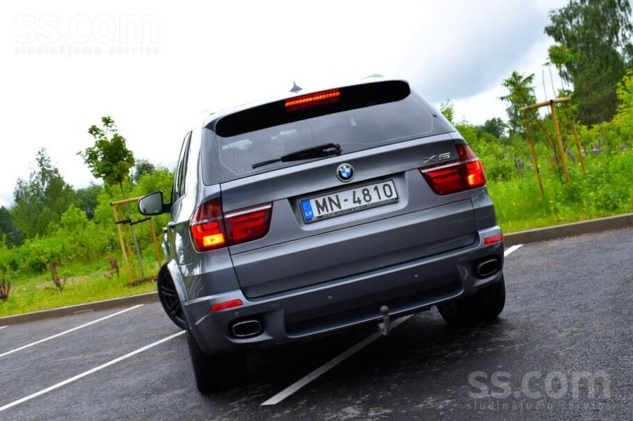 Pelēks BMW X5 2010 Rīga, ar dzinēja tilpumu 3.00 L un nobraukumu 358 tūkst. km par 12490 €, foto 7 vietnē AUTOMOTO.COM.LV