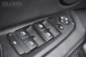 Pelēks BMW X5 2010 Rīga, ar dzinēja tilpumu 3.00 L un nobraukumu 358 tūkst. km par 12490 €, foto 19 vietnē AUTOMOTO.COM.LV