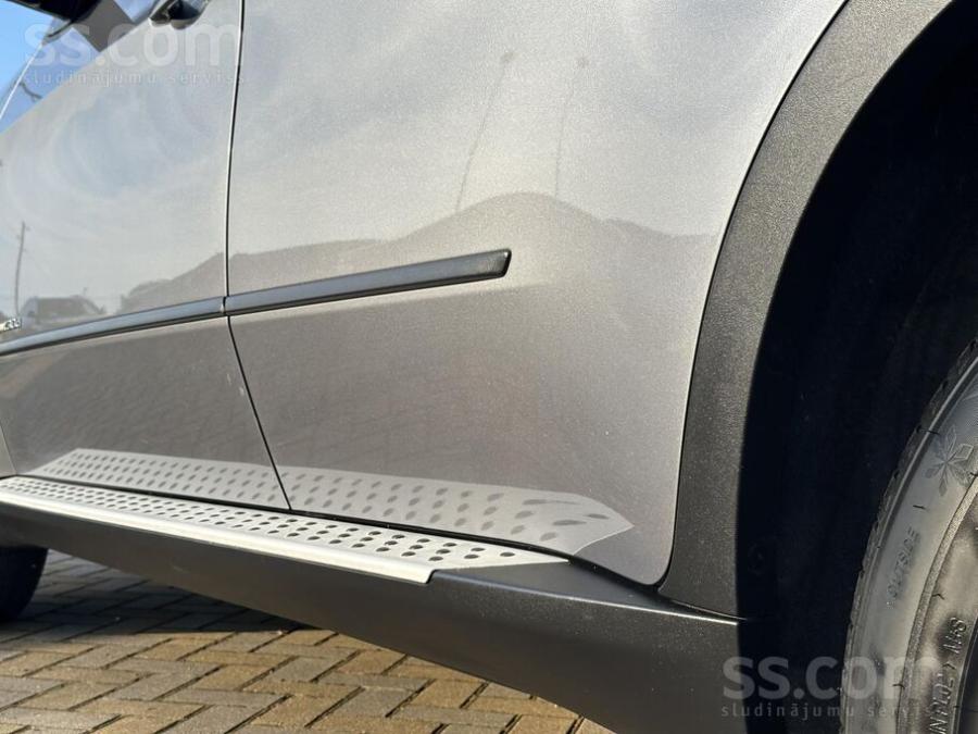 Pelēks BMW X5 2010 Tukums, ar dzinēja tilpumu 3.00 L un nobraukumu 303 tūkst. km par 7300 €, foto 6 vietnē AUTOMOTO.COM.LV