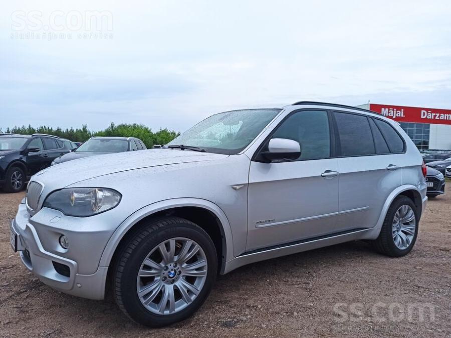 Pelēks BMW X5 2010 Daugavpils, ar dzinēja tilpumu 3.00 L un nobraukumu 0 tūkst. km par 10450 €, foto 5 vietnē AUTOMOTO.COM.LV