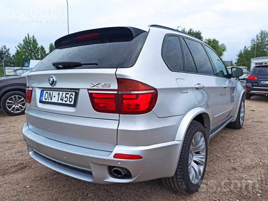 Pelēks BMW X5 2010 Daugavpils, ar dzinēja tilpumu 3.00 L un nobraukumu 0 tūkst. km par 10450 €, foto 8 vietnē AUTOMOTO.COM.LV