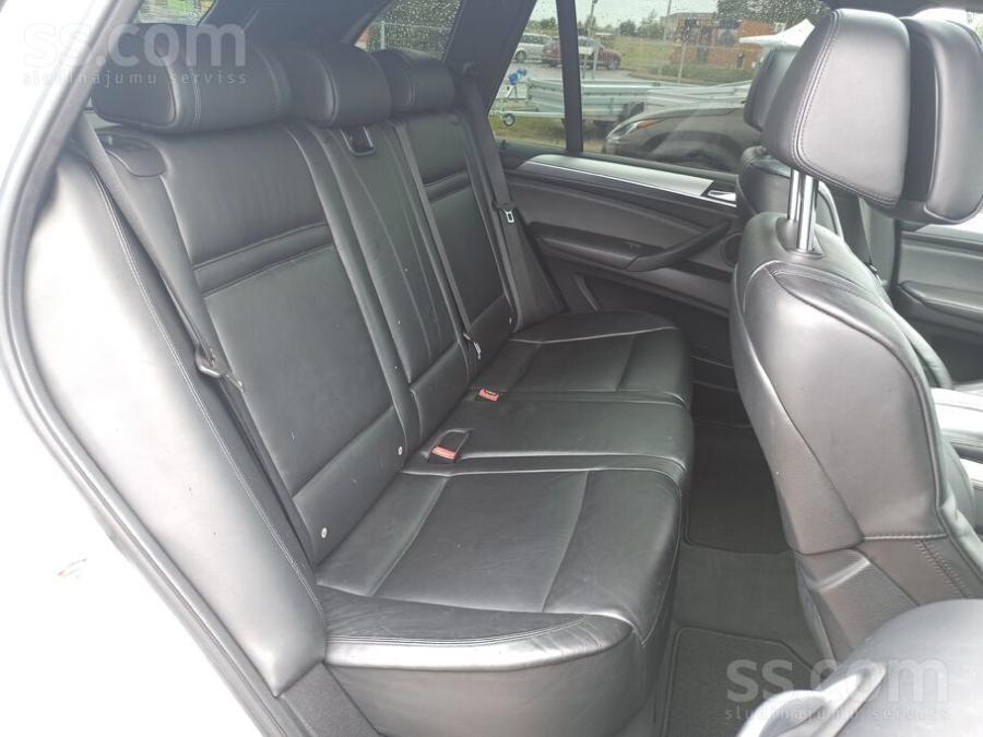 Pelēks BMW X5 2010 Daugavpils, ar dzinēja tilpumu 3.00 L un nobraukumu 0 tūkst. km par 10450 €, foto 18 vietnē AUTOMOTO.COM.LV
