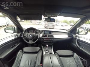 Pelēks BMW X5 2010 Daugavpils, ar dzinēja tilpumu 3.00 L un nobraukumu 0 tūkst. km par 10450 €, foto 21 vietnē AUTOMOTO.COM.LV